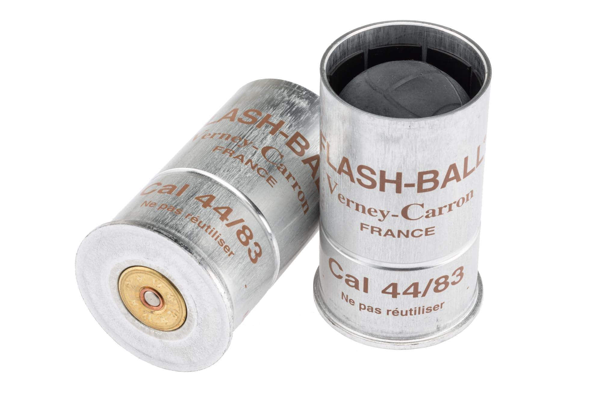 Currently in Paris. Does this shoot tear gas? : r/guns